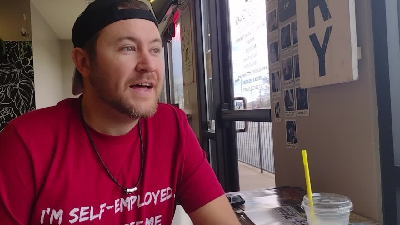 Shellem Cline says he wants his daughters to be proud - YouTube