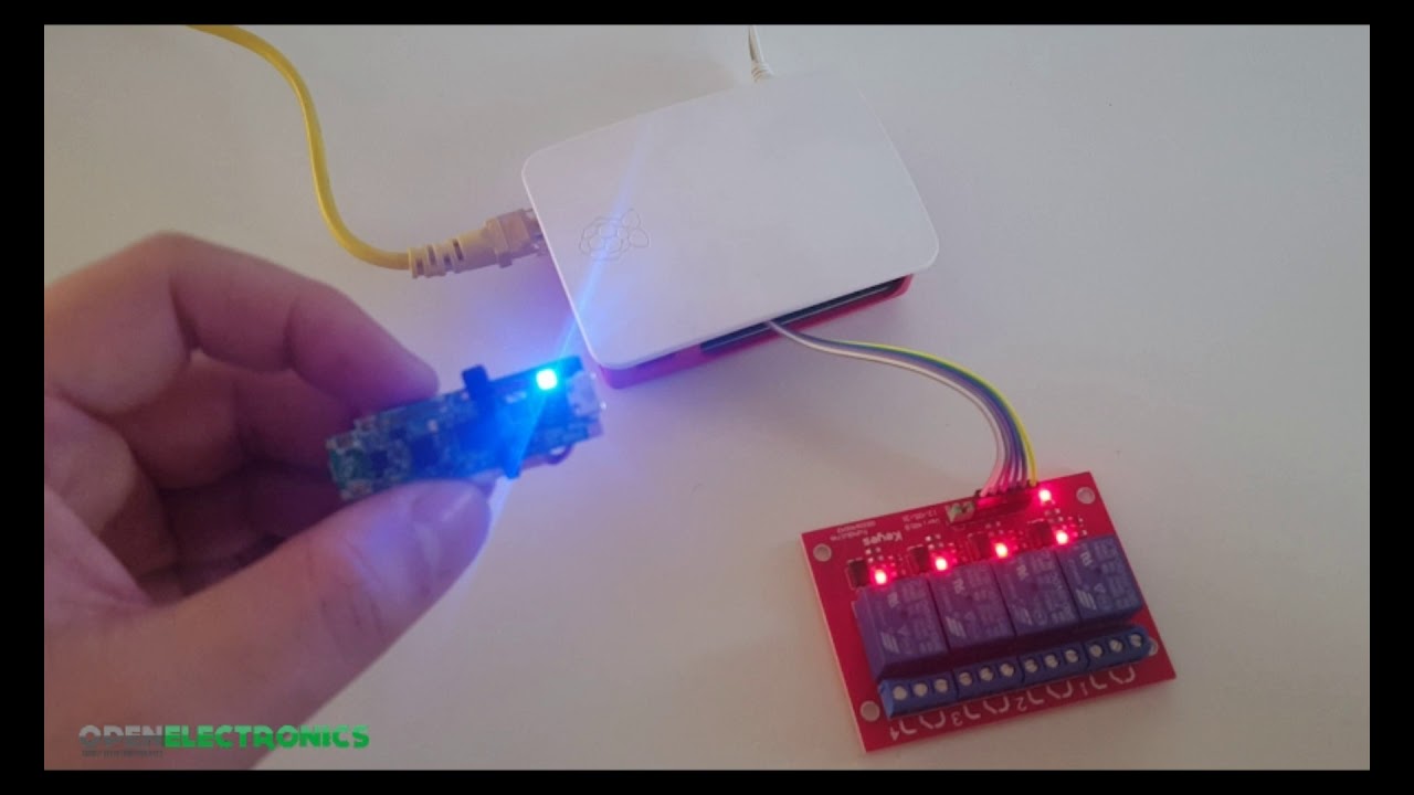 The Tactigon: control the light through gesture - YouTube