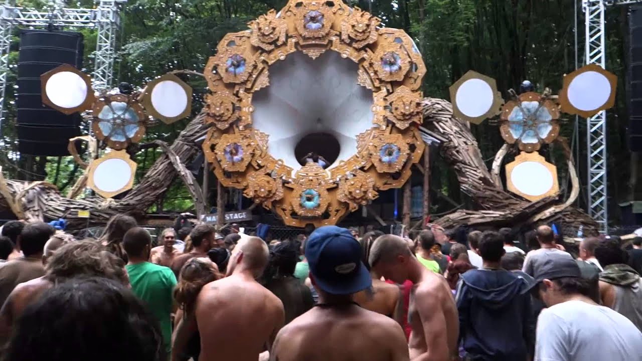 Tristan @ Modem Festival 2015 - YouTube