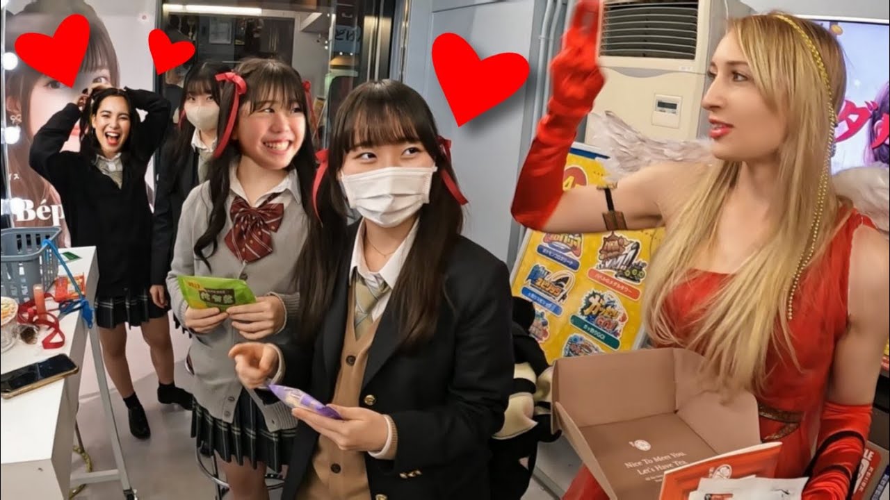 Spreading Love to Cute Japanese Girls on Valentine's Day - YouTube
