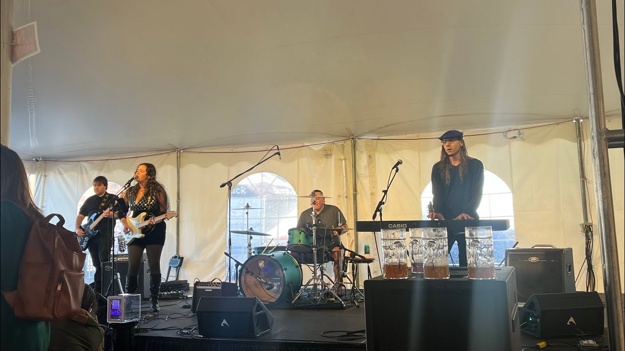 Melody Cruz & The Keystones - Making My Way To You @ Bethlehem ...