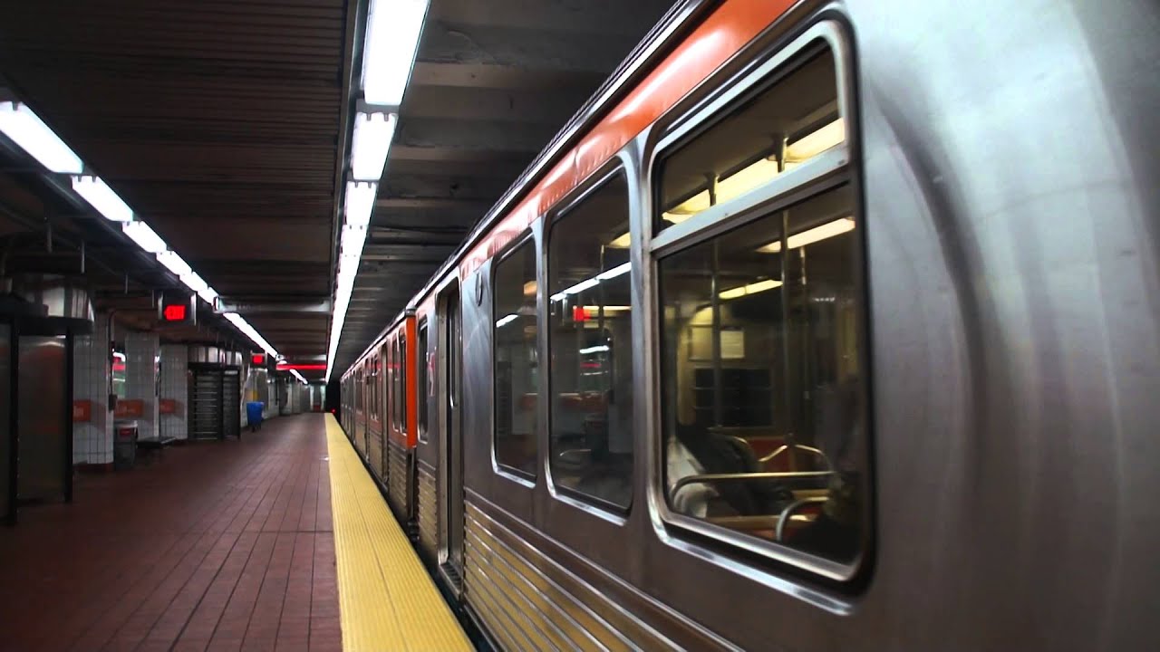 SEPTA Broad Street Line : Fern Rock Transportation Center Bound Train ...