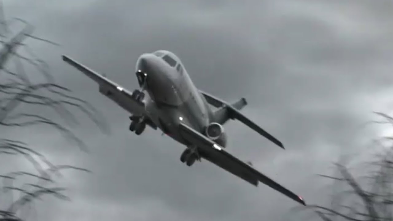 ExecuFlight Flight 1526 - Crash Animation - YouTube