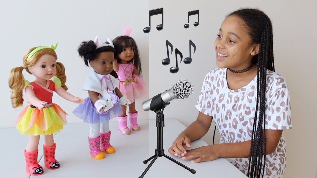Cali Has a Concert for her American Girl Dolls | Cali's Playhouse - YouTube