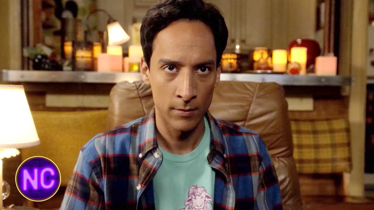 I'm a Thief, Not a Wuss | Community Season 5 Episode 10 - YouTube