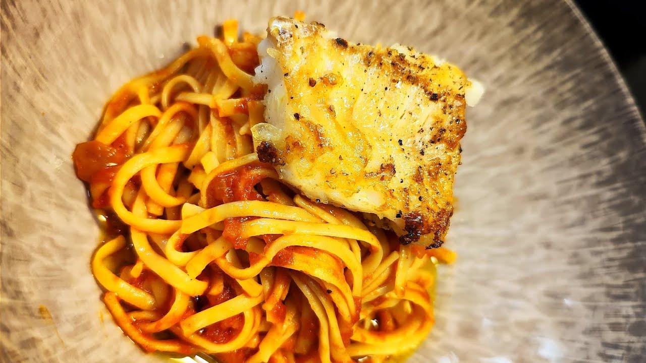 Italiensk 🇮🇹 Pasta 🍝 Med Special Bräserad 🐟 Torsk File 🤤 ( Tomato Pasta ...
