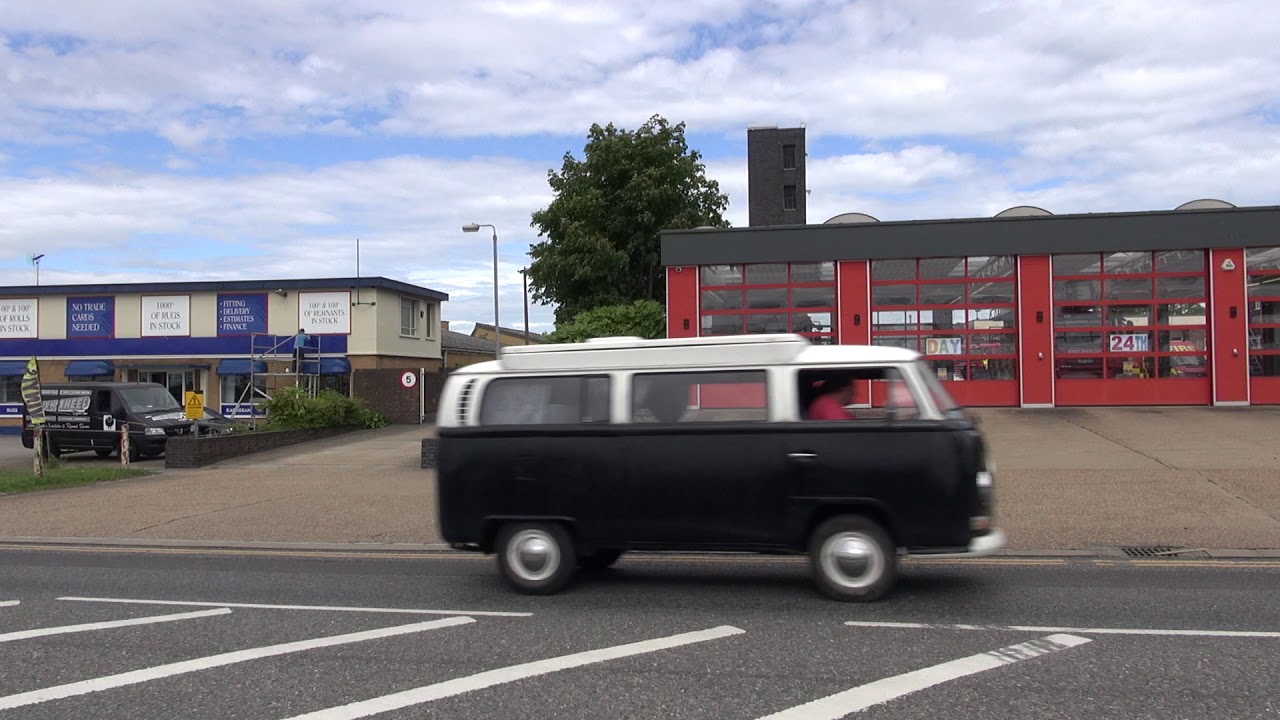 Essex Fire & Rescue Service- Southend RP (66reg) turnout - YouTube