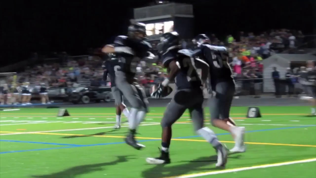 KIHS BUCS vs J.M. BENNETT Clippers - YouTube