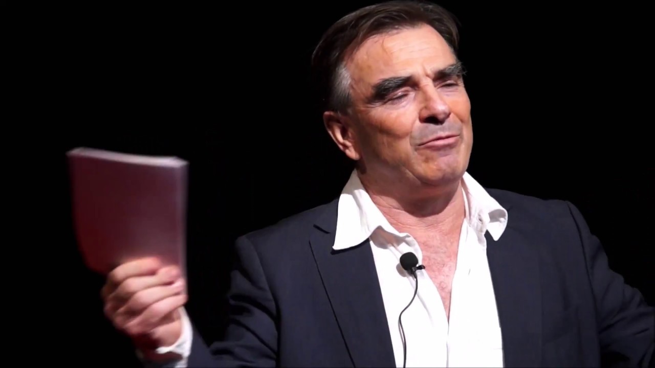 (Se) Construire autrement en Afrique | Thomas Granier | TEDxKoulouba ...