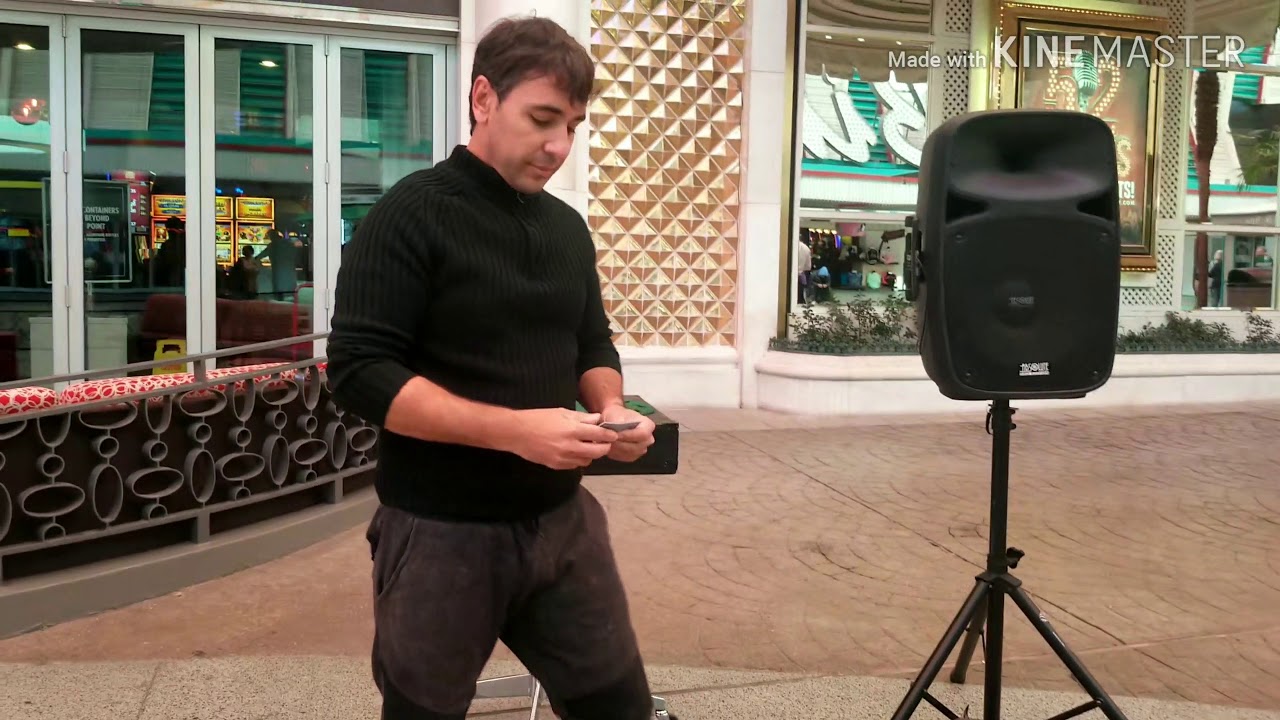 Best Street Magician on Fremont Street in Las Vegas - YouTube