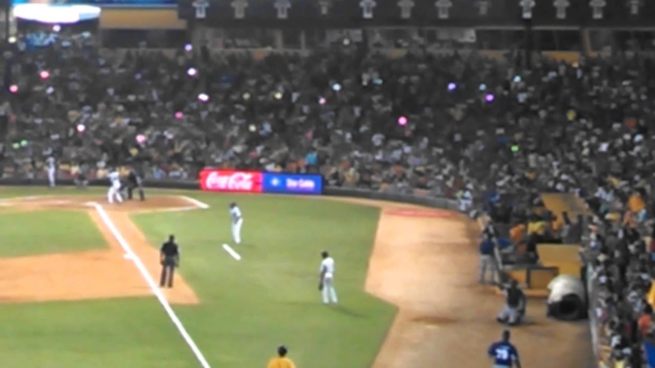 Home run de manny ramirez contra el licey - YouTube