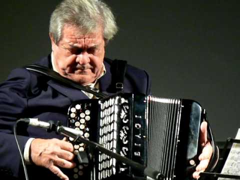 Ruggero Passarini - La Paloma suonata con organetto al Cine-Teatro ...