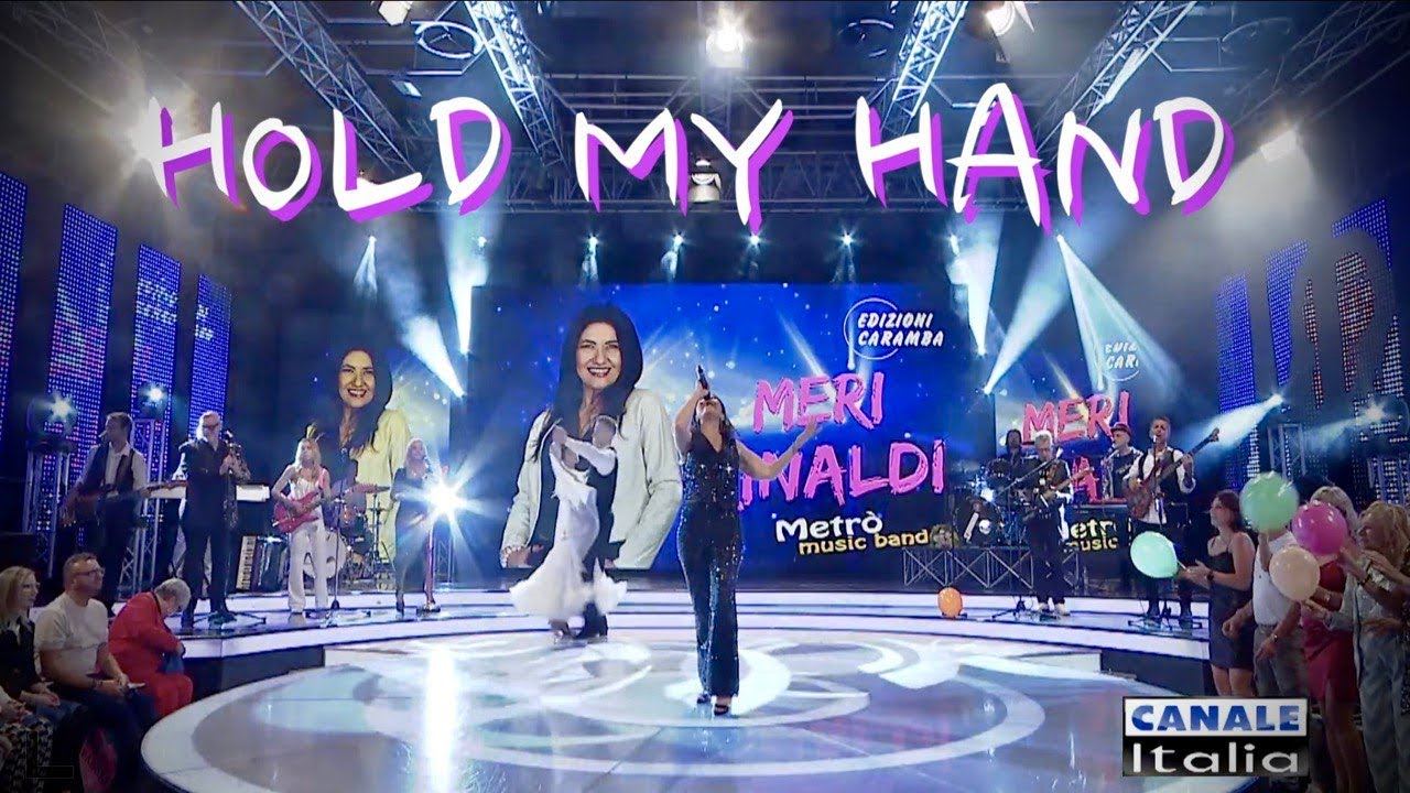 HOLD MY HAND [cover] Meri Rinaldi (testo italiano "Emmanuel") - YouTube