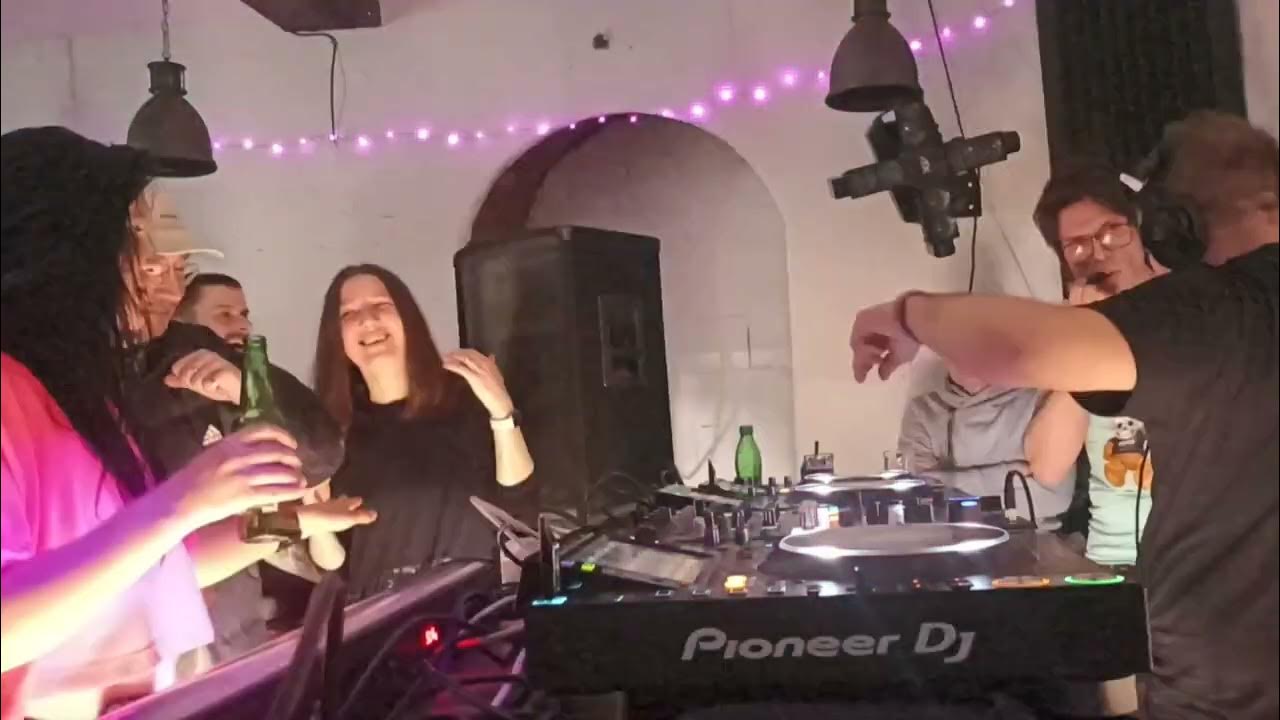 Mild 'N Minty - XXX Techno - A Rare Planetary Alignment (feat. ZoXXan) - YouTube