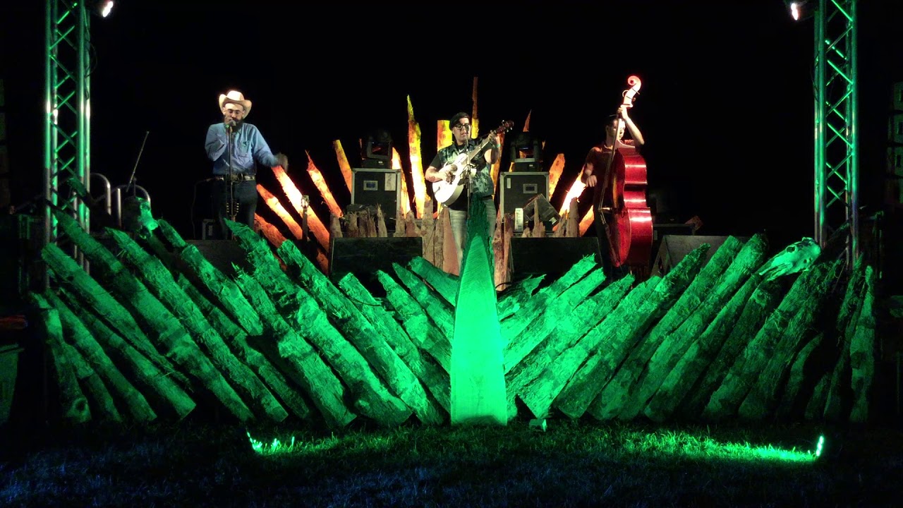 Rum Drum Ramblers playing at Pickin' on the Meramec - YouTube