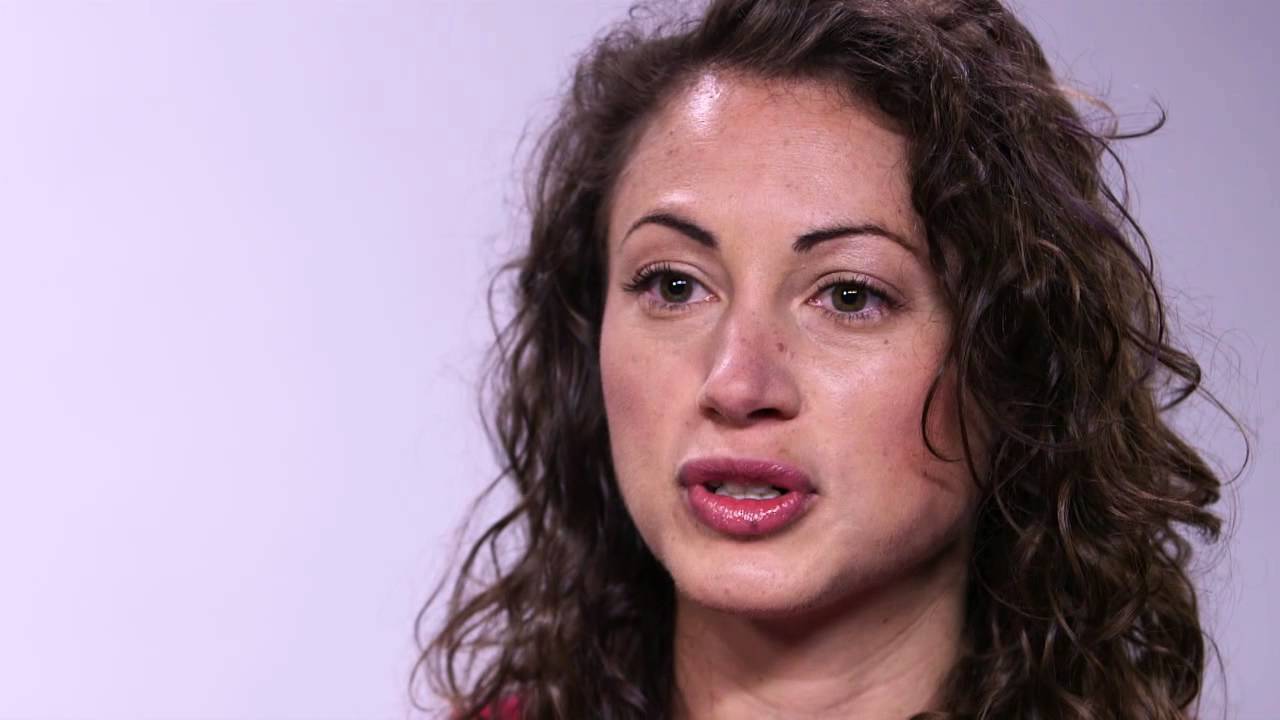 #90SecondsWith: Debbie Sterling - YouTube