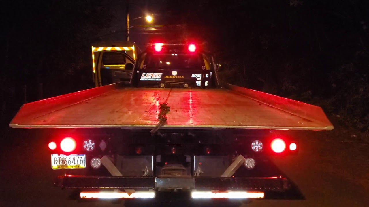 TecNiq Inc. Eon Dual Intensity STT Lights On Flatbed Wrecker - YouTube