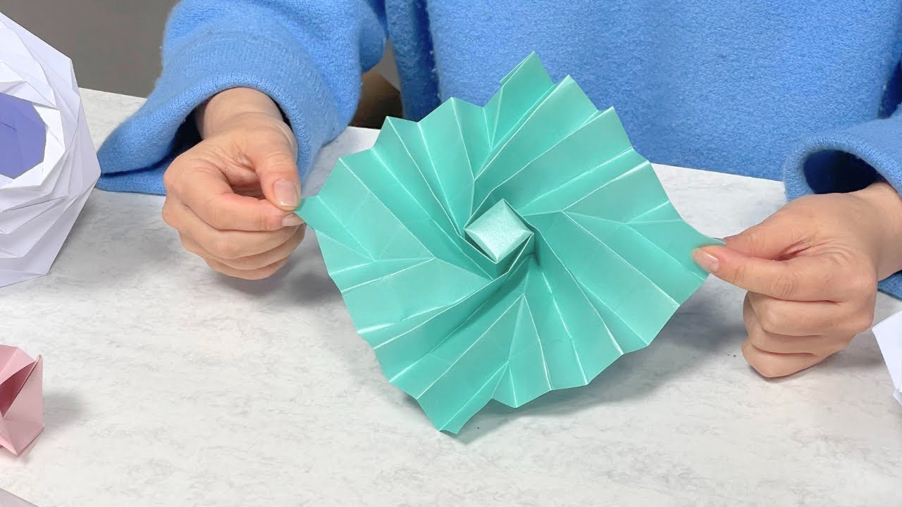 ASMR Origami: #2 Square Flasher - Action Origami - YouTube