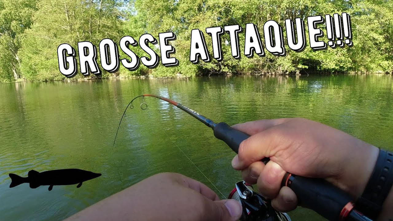 Peche Du Brochet à La Cuillere Youtube