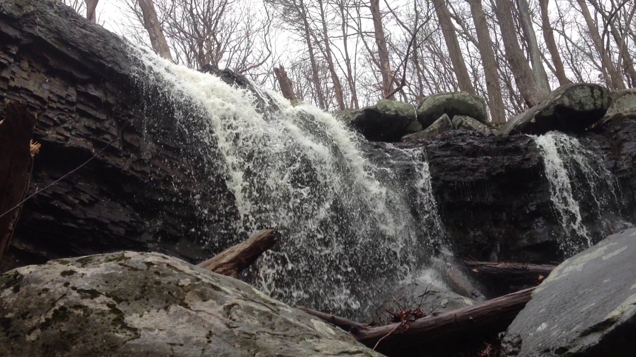 Ringing rocks #7 - YouTube