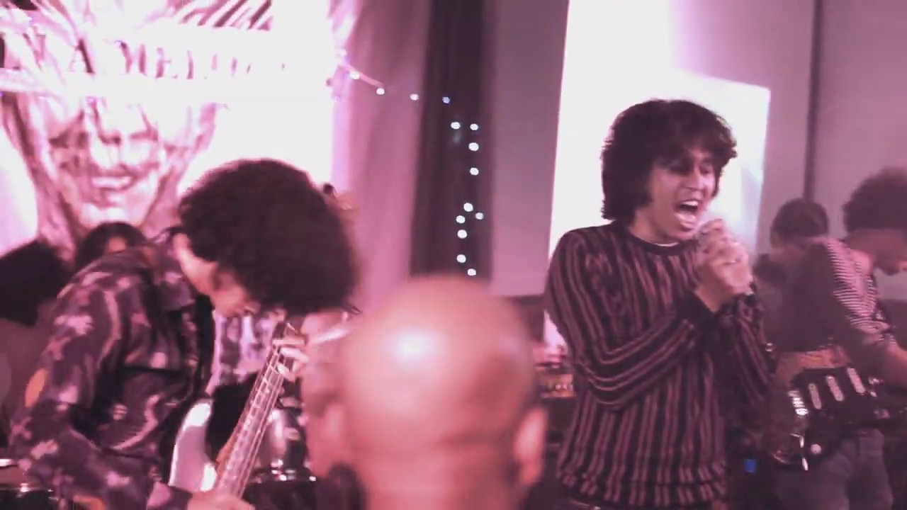 HELLO BENJI AND THE COBRA - ANAK MUDA LIVE AT LOST IN A MELODY X - YouTube