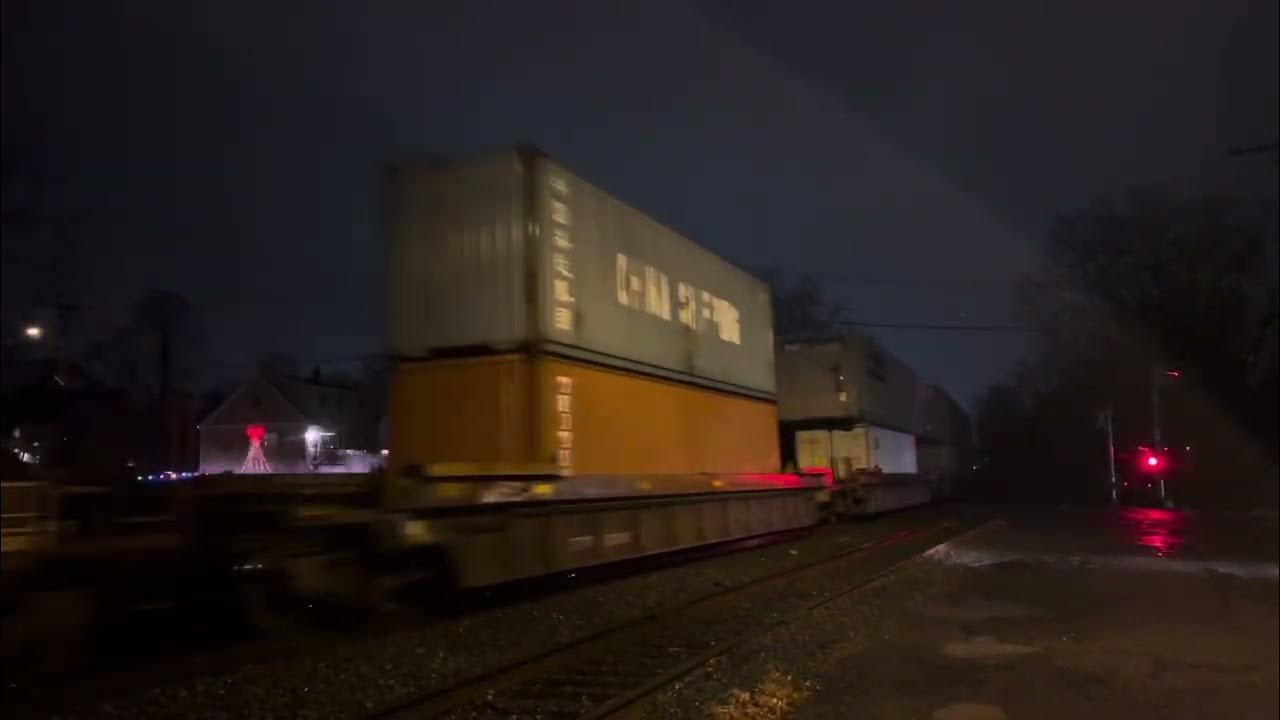 NS 4553 AC44C6M leads NS 23G with 8 engines and a nice P3 through Piscataway - YouTube