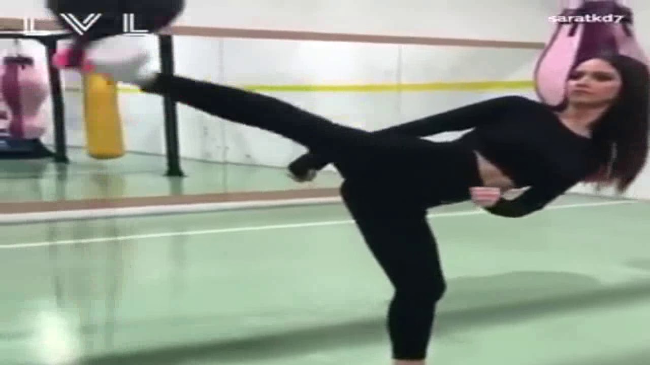 跆拳道女神，来自塞尔维亚的Sara Damnjanovic ！ - YouTube