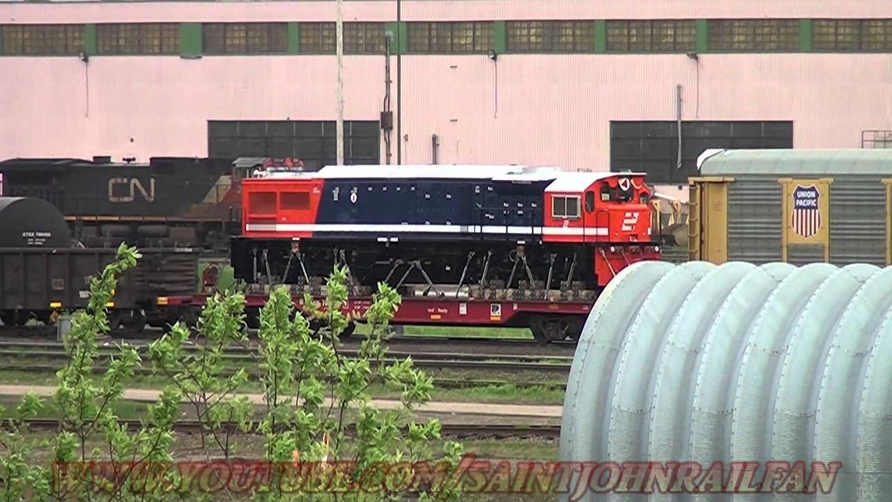 Export Engines At Moncton, NB -- May 22, 2011 - YouTube