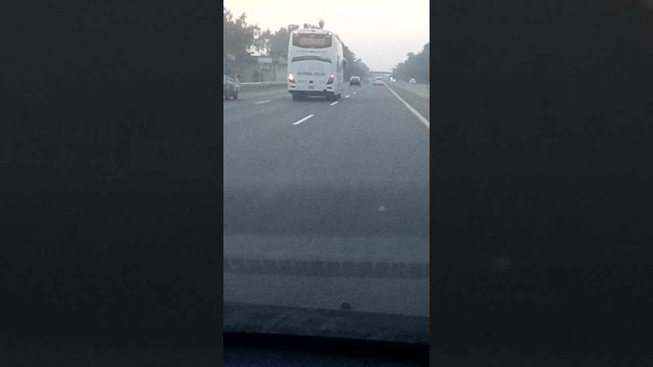 Over Speeding of Bus on Motorway - YouTube