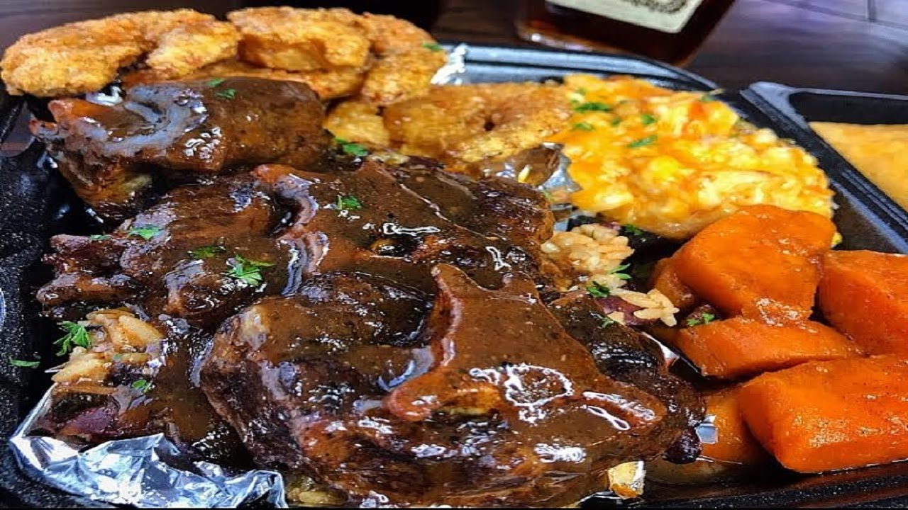 Jamaican Oxtail Recipe (Revised) - YouTube