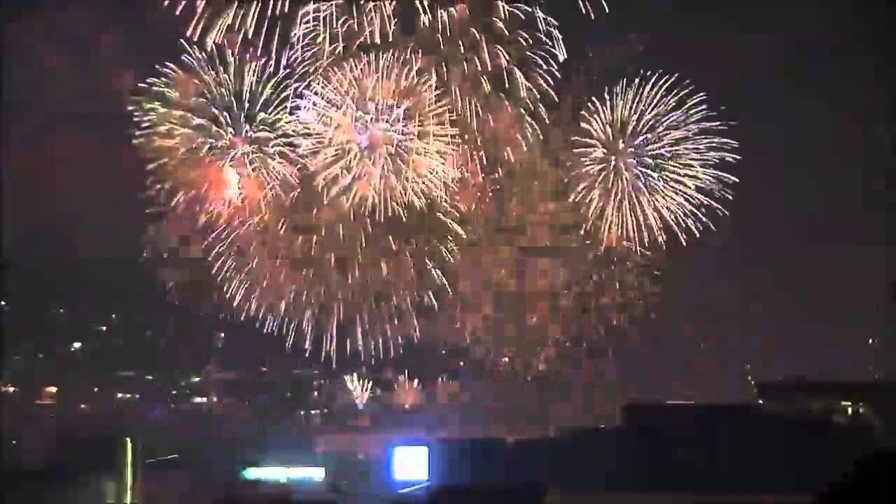 4th of July fireworks finale over Lake Union - YouTube