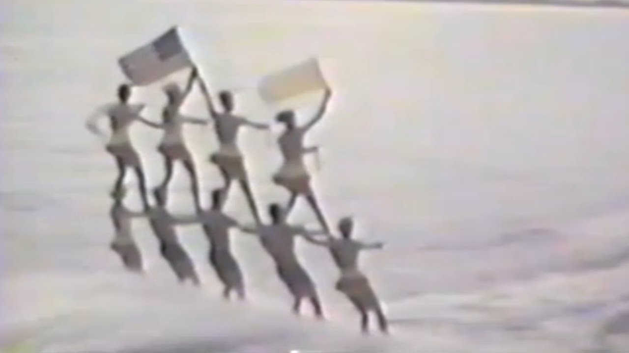 1960's Waterski Show - YouTube