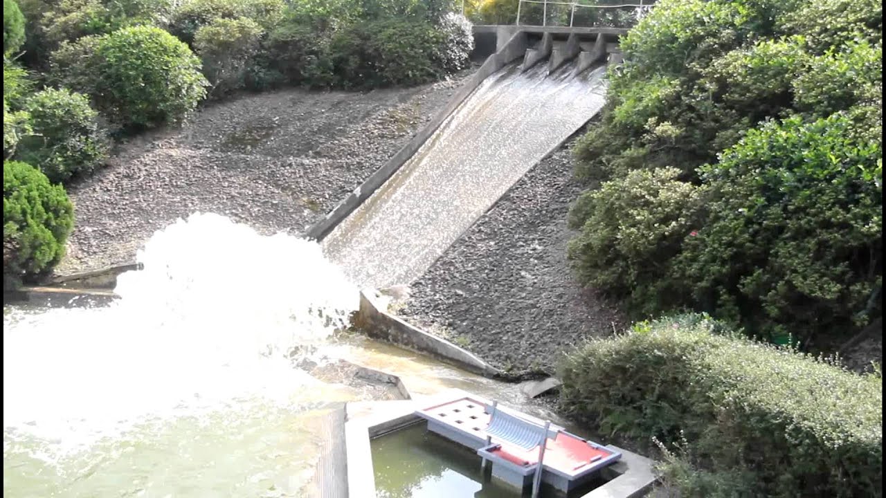 dam at miniature world - YouTube