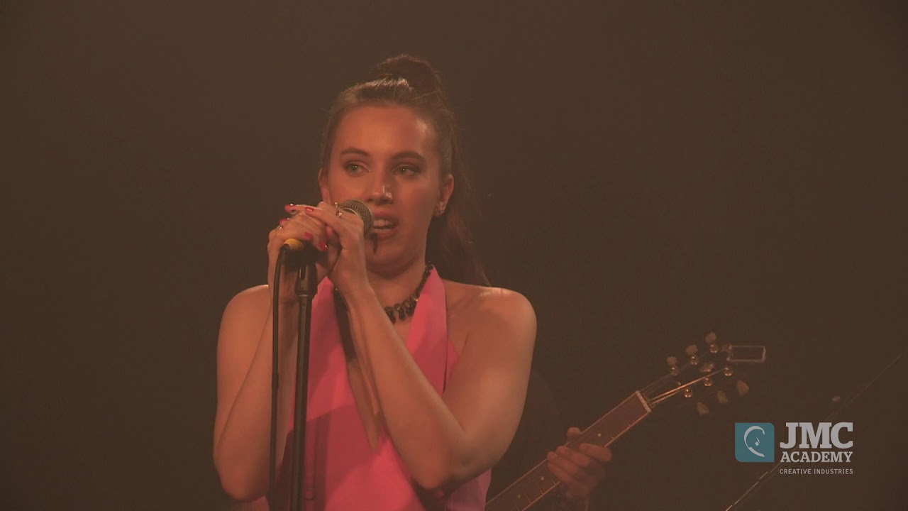 Alicia Beale - Live @ The Espy December 2019 - YouTube