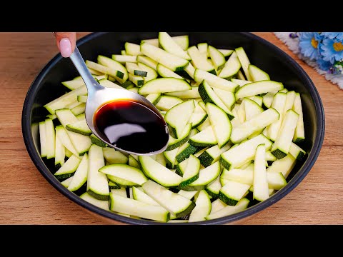 Koreli bir şef bana kabakların nasıl bu kadar lezzetli pişirileceğini öğretti! Çok hızlı ve lezzetl