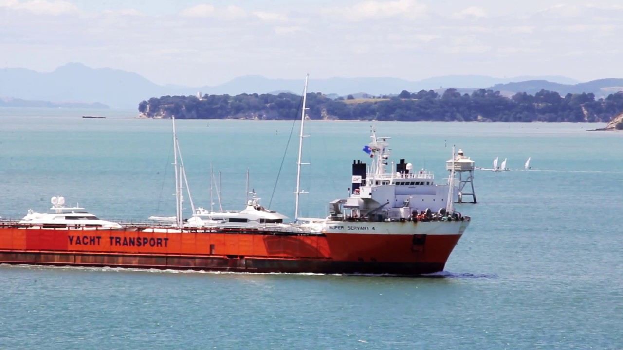 Super Servant 4 2014 Ship Watch - YouTube