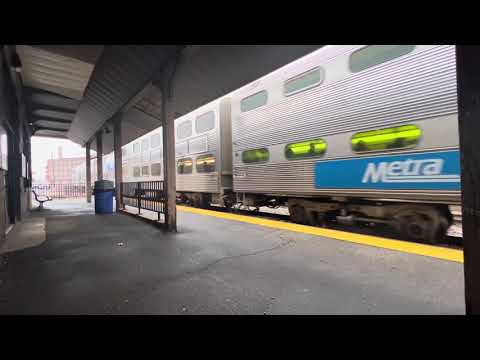 Metra Milwaukee District West Line train 2713 arrives and departs Metra ...