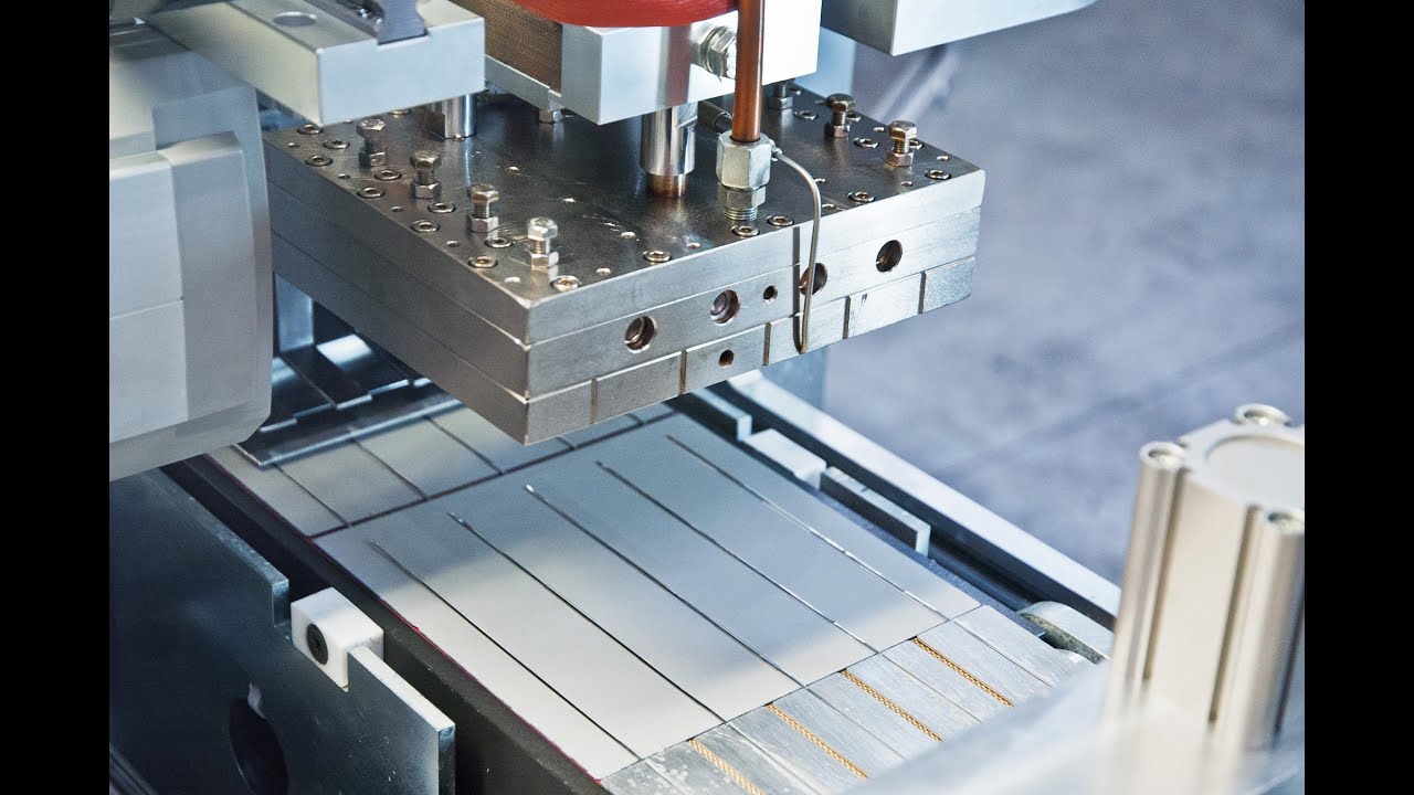 Solar stringer machine for 5 Bus Bar cells - YouTube