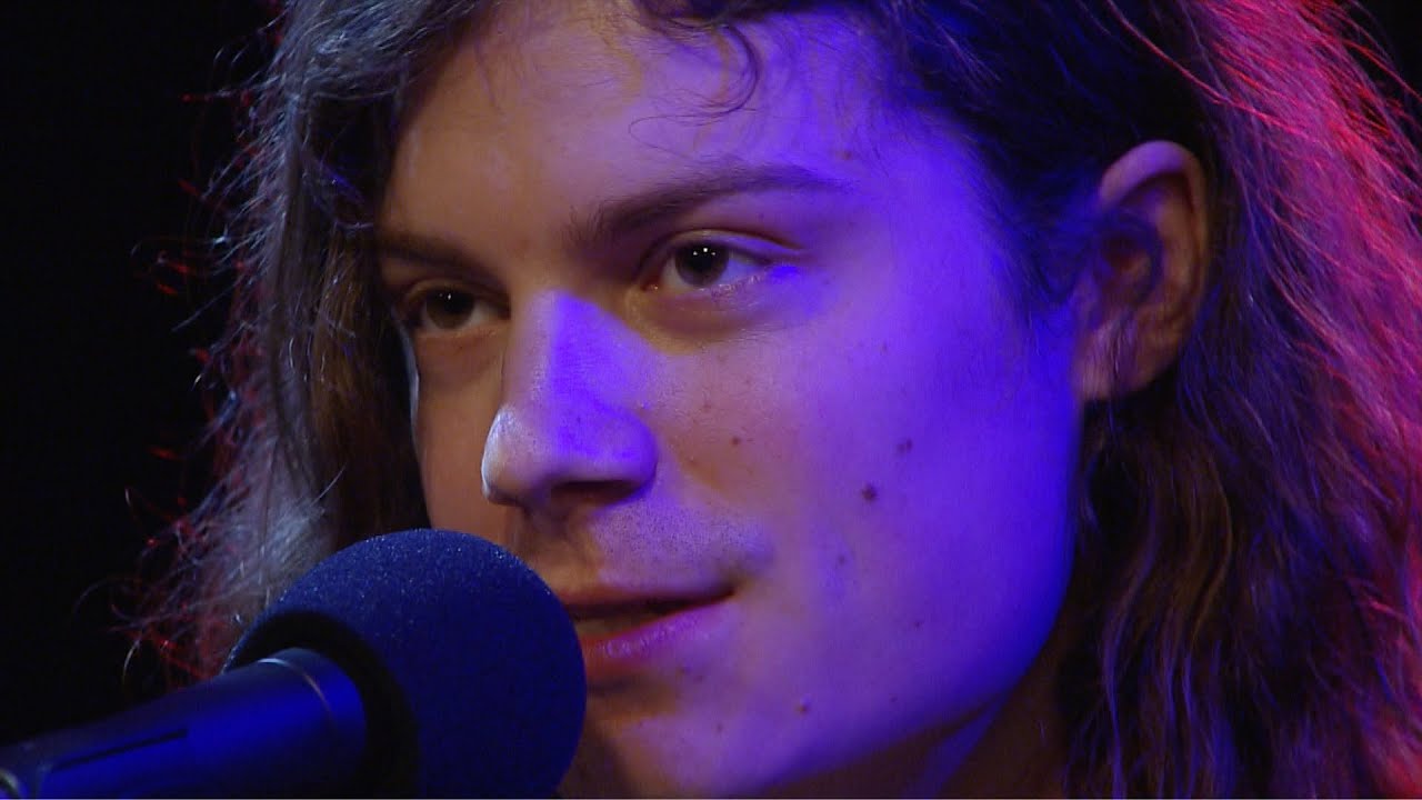 BØRNS - "10,000 Emerald Pools" - KXT Live Sessions - YouTube