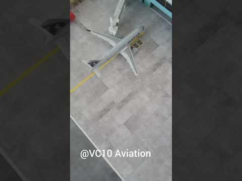 Phoenix 1/400 Qatar Airways A320-200/SL A7-AHV