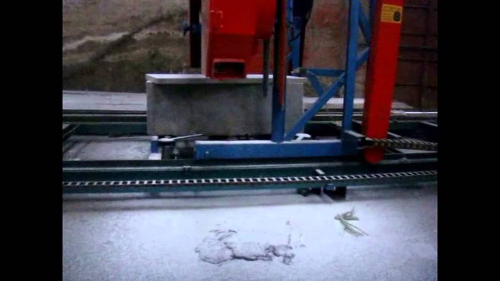 computerized portable band sawmill from SOSN Sally - YouTube