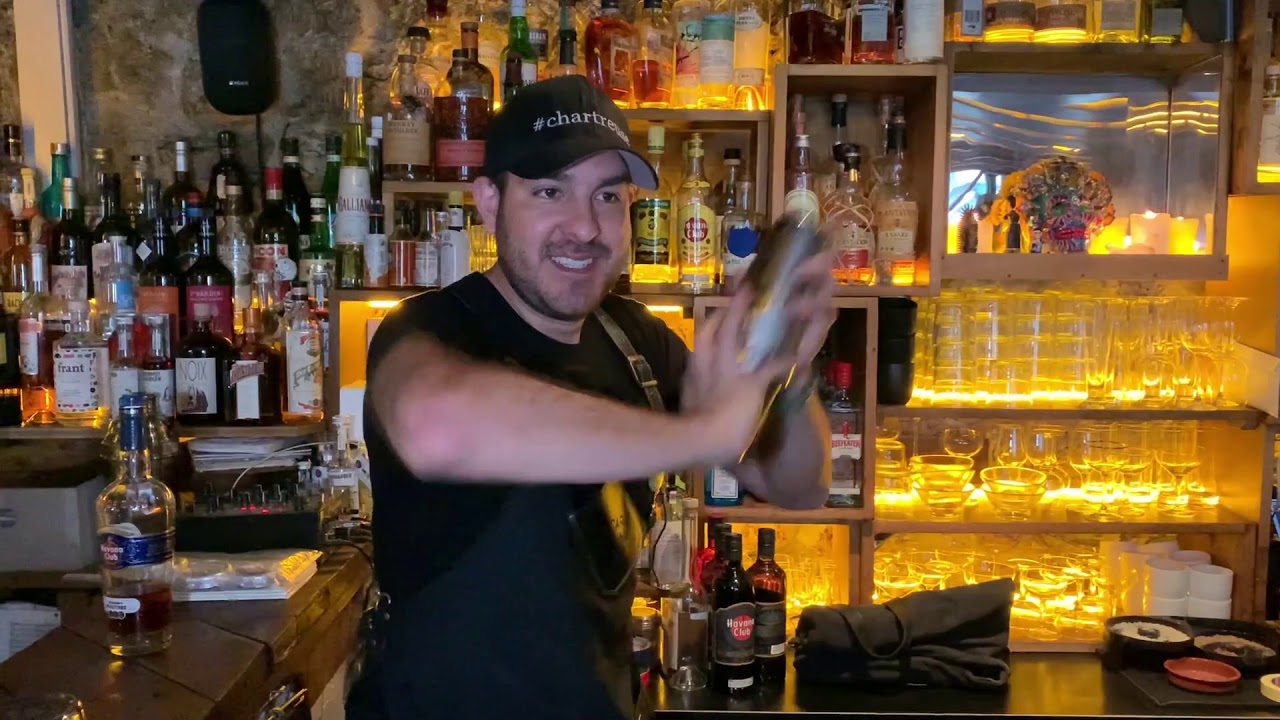 Aaron Diaz from Carnaval Bar (Lima): Carnaval - YouTube