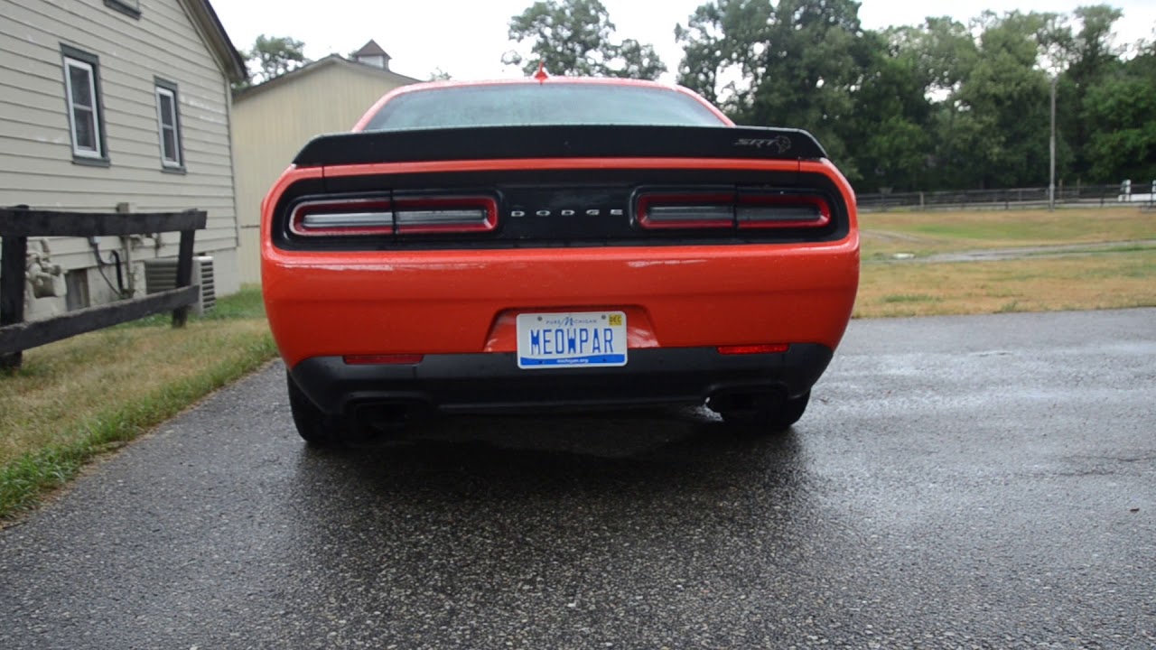 2017 Dodge Challenger SRT Hellcat Stock Exhaust Cold Start - YouTube