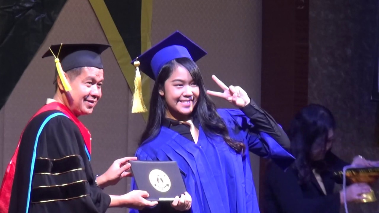 Awarding Ceremony of Ekamai International School SR'19 - YouTube