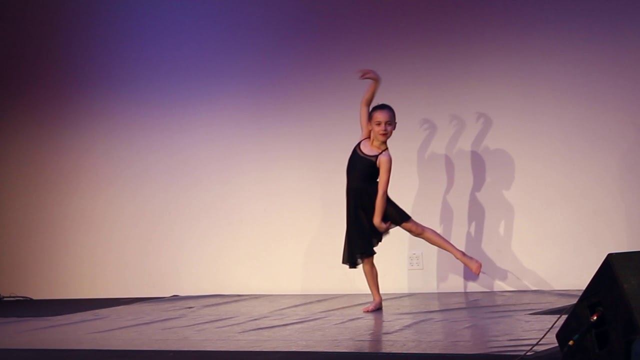 Sarah - Stapleton's Got Talent - YouTube