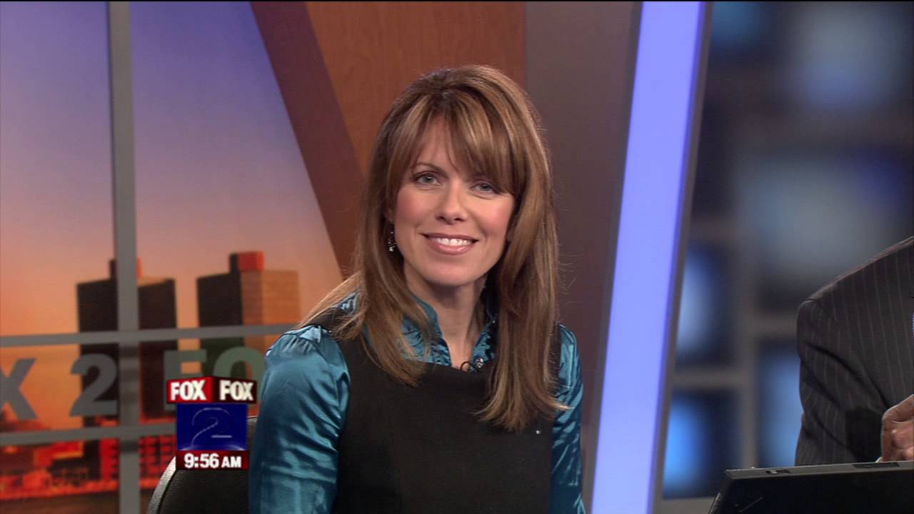 WJBK DT 2 1 2010 04 24 Deena - YouTube