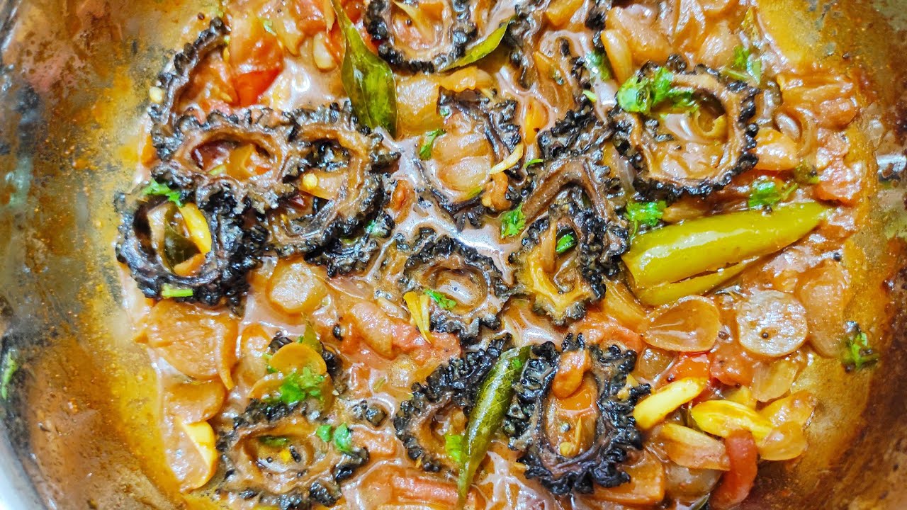 Pavakai Puli Kulambu recipe in Tamil | Bitter gaurd gravy in Tamil ...