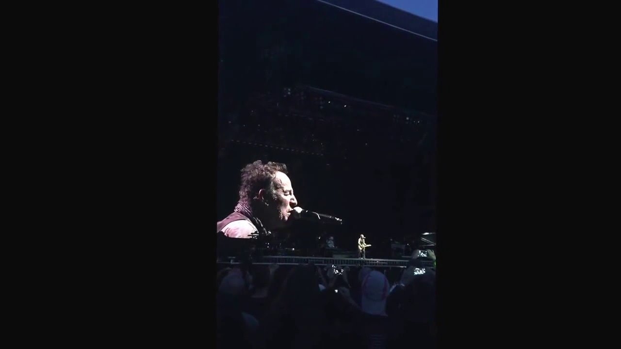 NO SURRENDER BRUCE SPRINGSTEEN LIVE BARCELONA 14-05- 16 - YouTube