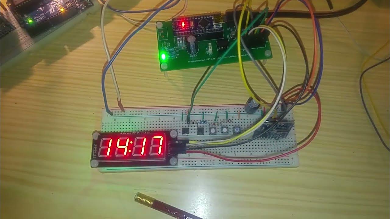 Horloge ATtiny85 + RTC DS1307 + Afficheur TM1637 + 5 BP v1.0 - YouTube