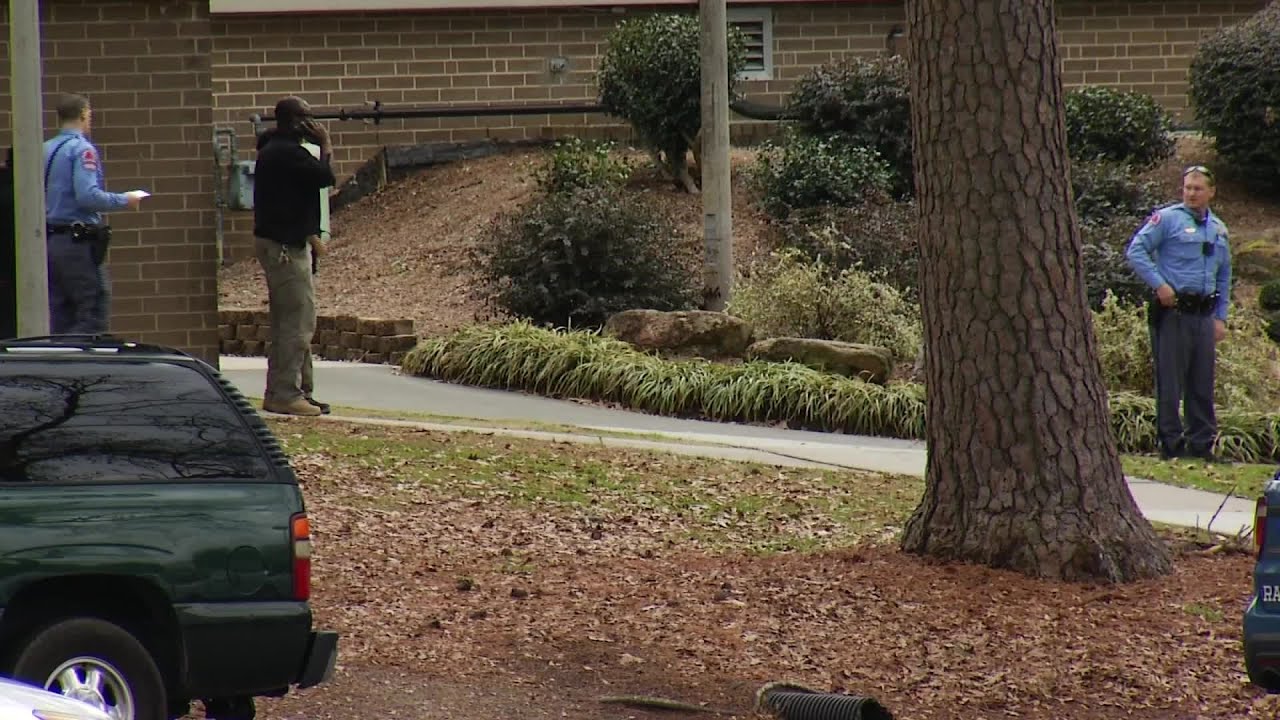 Raw scene video: Shooting on Cooper Road in Raleigh - YouTube